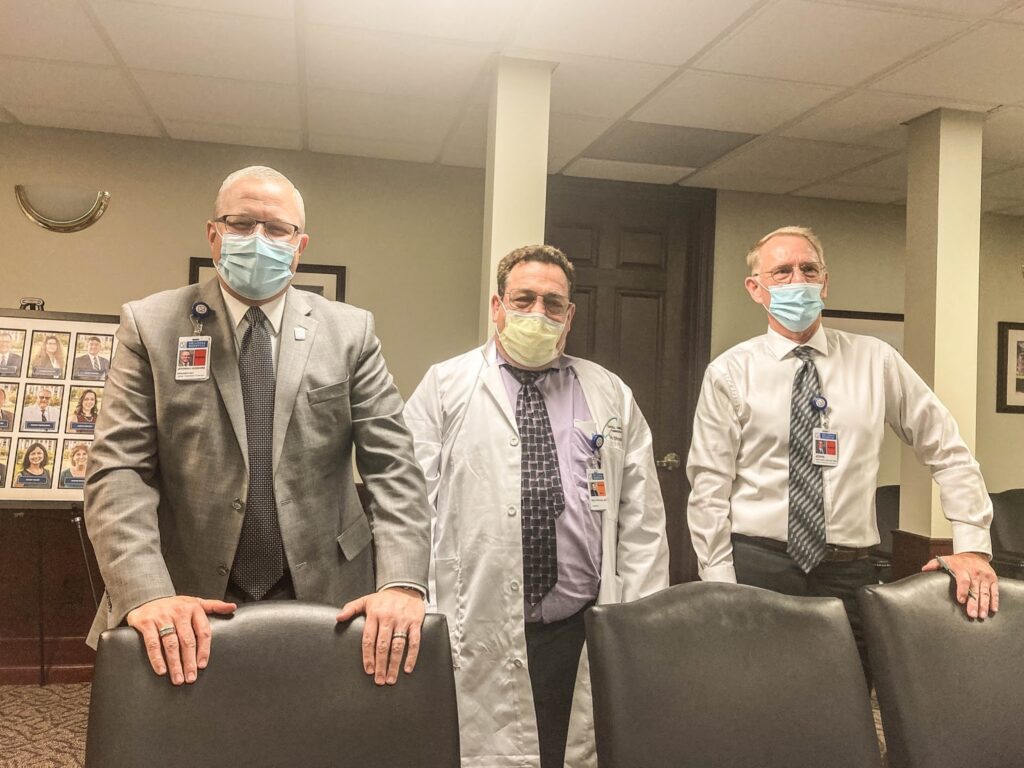 Hospital becomes sixth in nation to use new laser therapy - Hillsdale ...