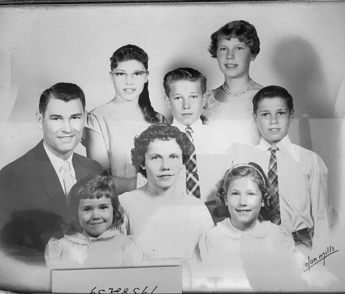 Allen couple celebrates 80 years of marriage - Hillsdale Collegian